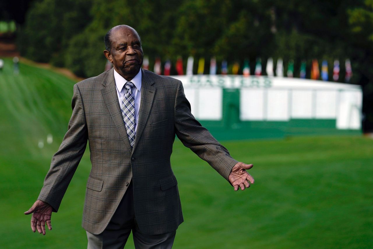 Reaction to death of Lee Elder, 1st Black golfer at Masters