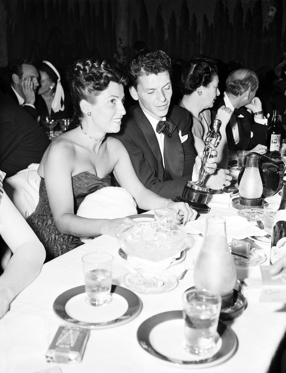 Nancy Sinatra Sr., first wife of Frank Sinatra, dies at 101