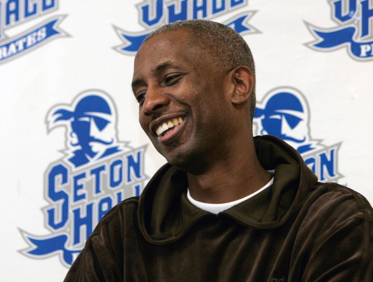 Former Syracuse star, Knicks player Louis Orr dies at 64