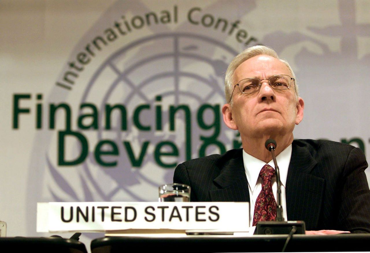 Former Treasury Secretary Paul O'Neill dies at age 84.