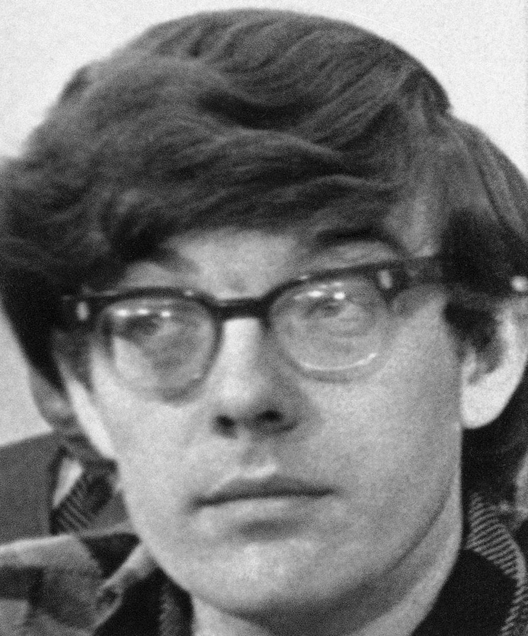 Rennie Davis, 'Chicago Seven' activist, is dead at 80