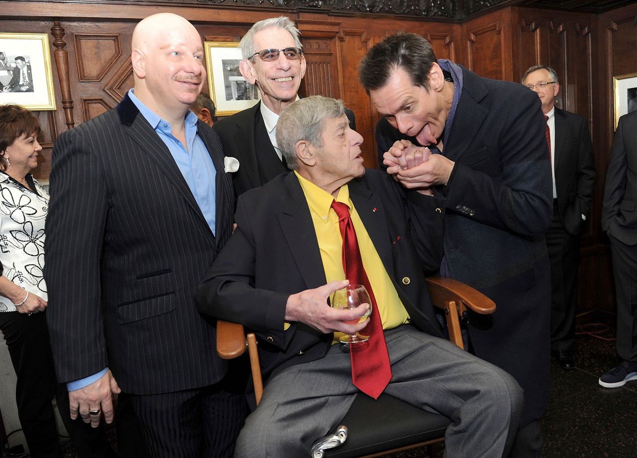 Richard Belzer, stand-up comic and TV detective, dies at 78