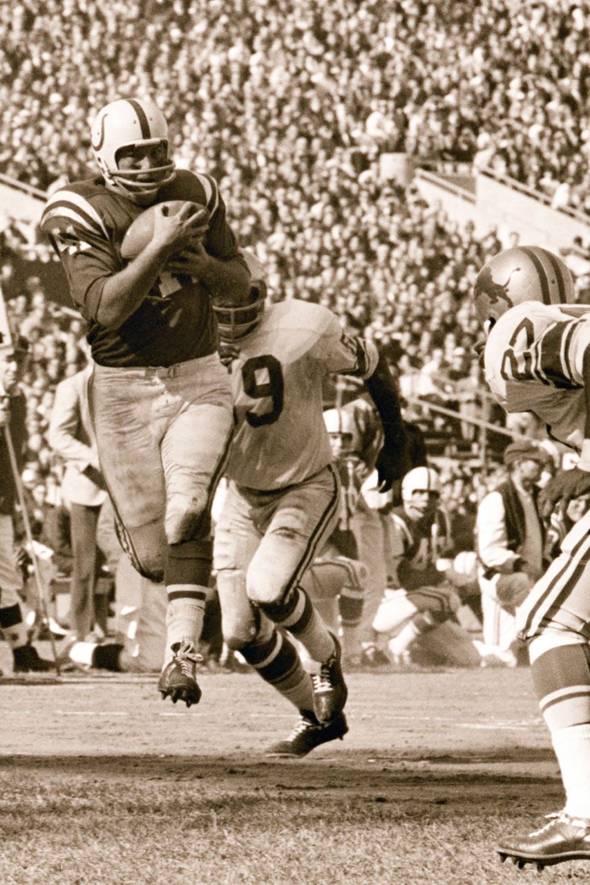 Baltimore Colts RB/fill-in QB Tom Matte, dead at age 82