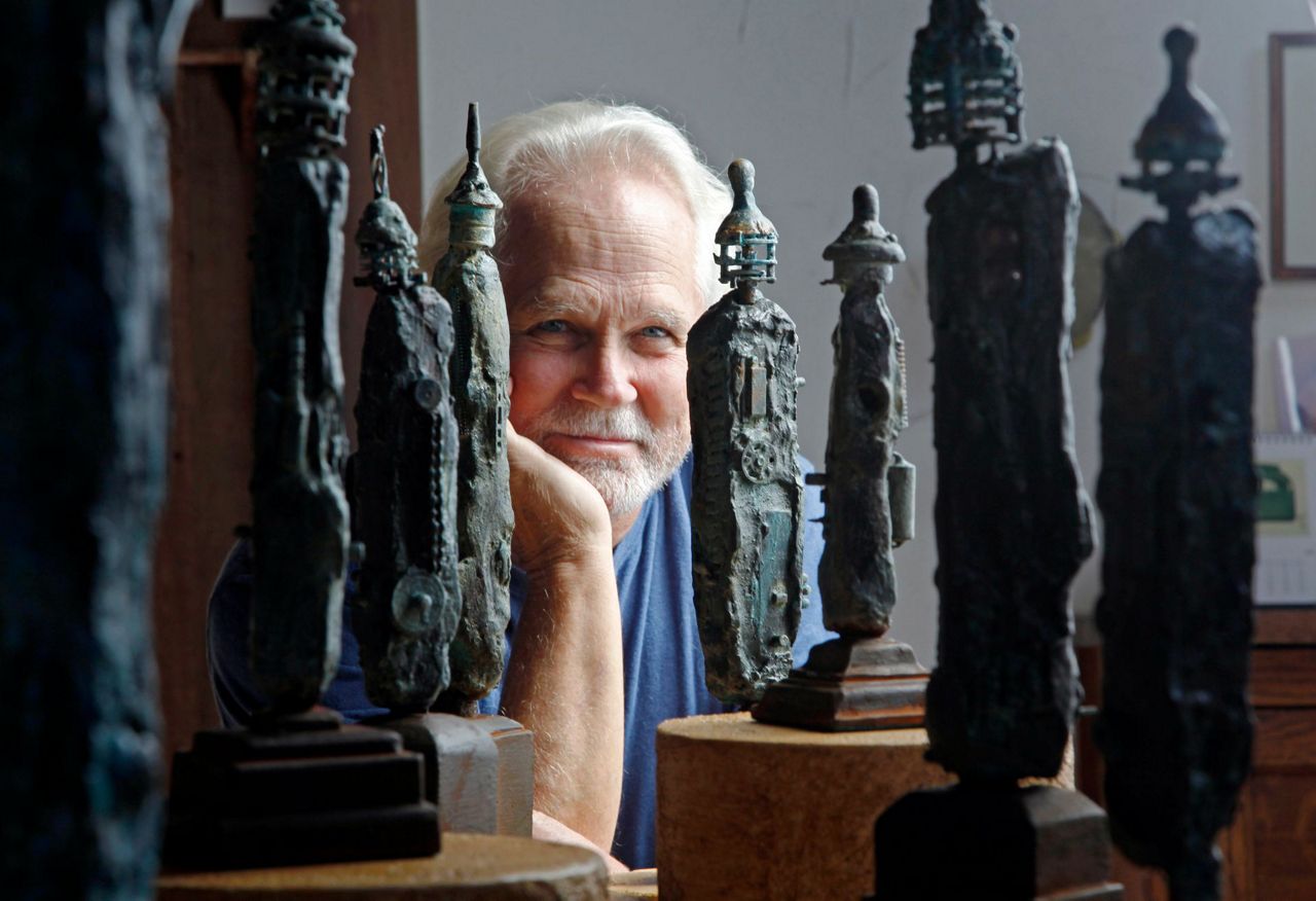 Tony Dow, big brother Wally on 'Leave it to Beaver,' dies