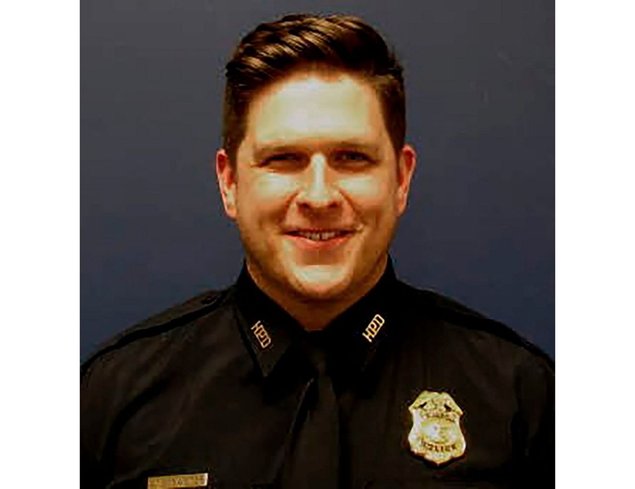 No bond for suspect in officer's death; mental illness cited