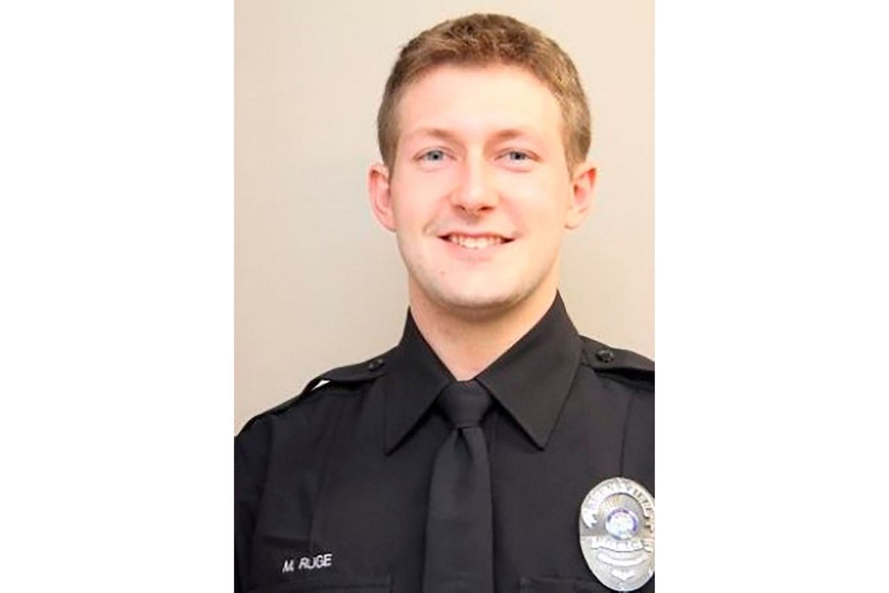 Thousands expected at memorial service for 3 slain Minnesota first ...