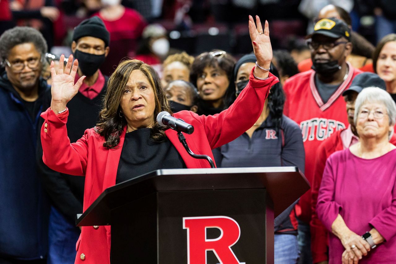 Stringer honored No. 4 Ohio State women beat Rutgers 82-70