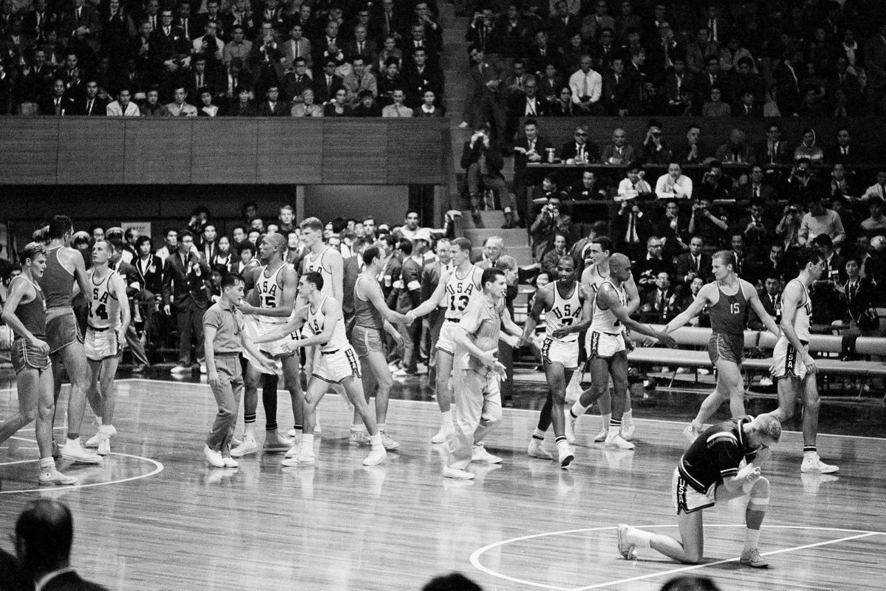 '64 Tokyo Olympics: A man from Hiroshima lights the cauldron