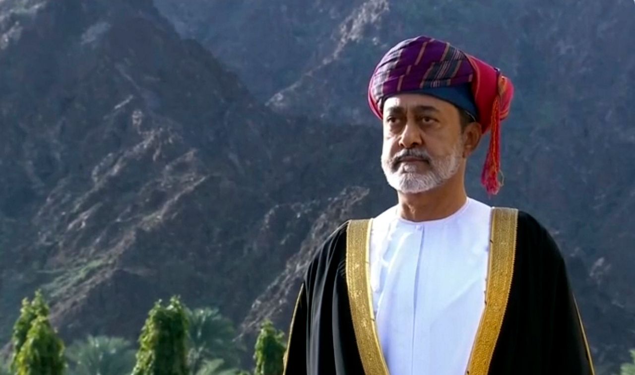 World leaders travel to Oman to meet its newly named sultan