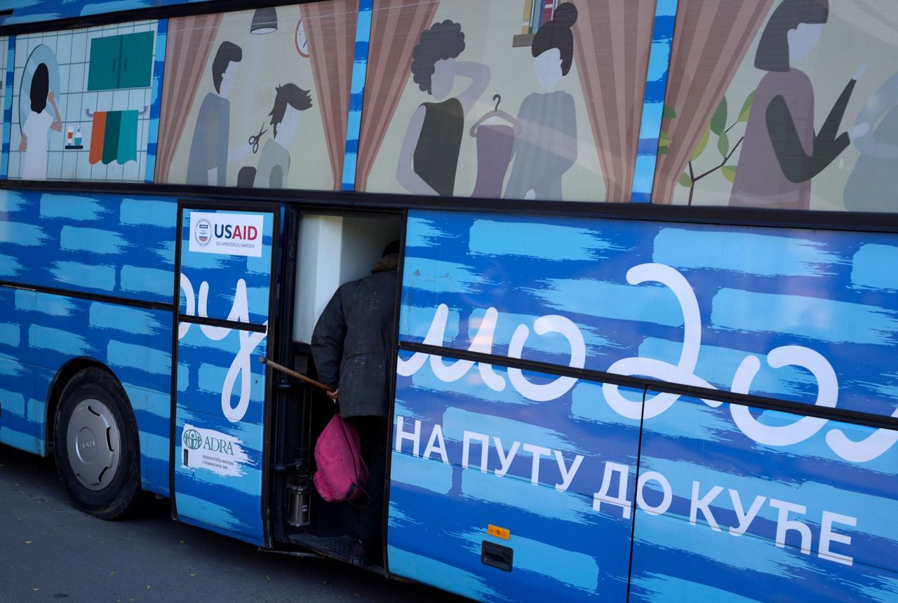 Belgrade's homeless can shower, get aid in mobile bus center
