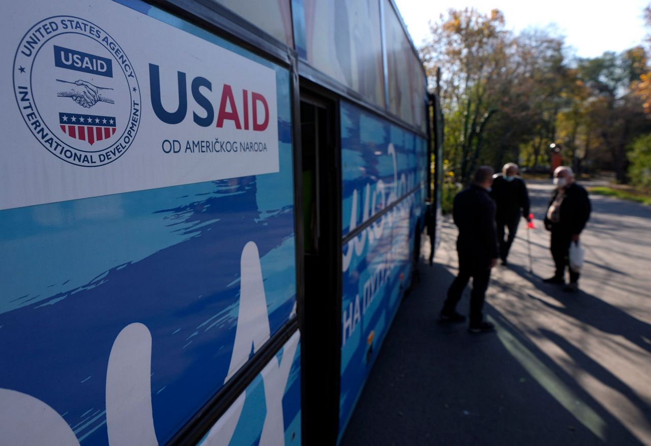 Belgrade's homeless can shower, get aid in mobile bus center