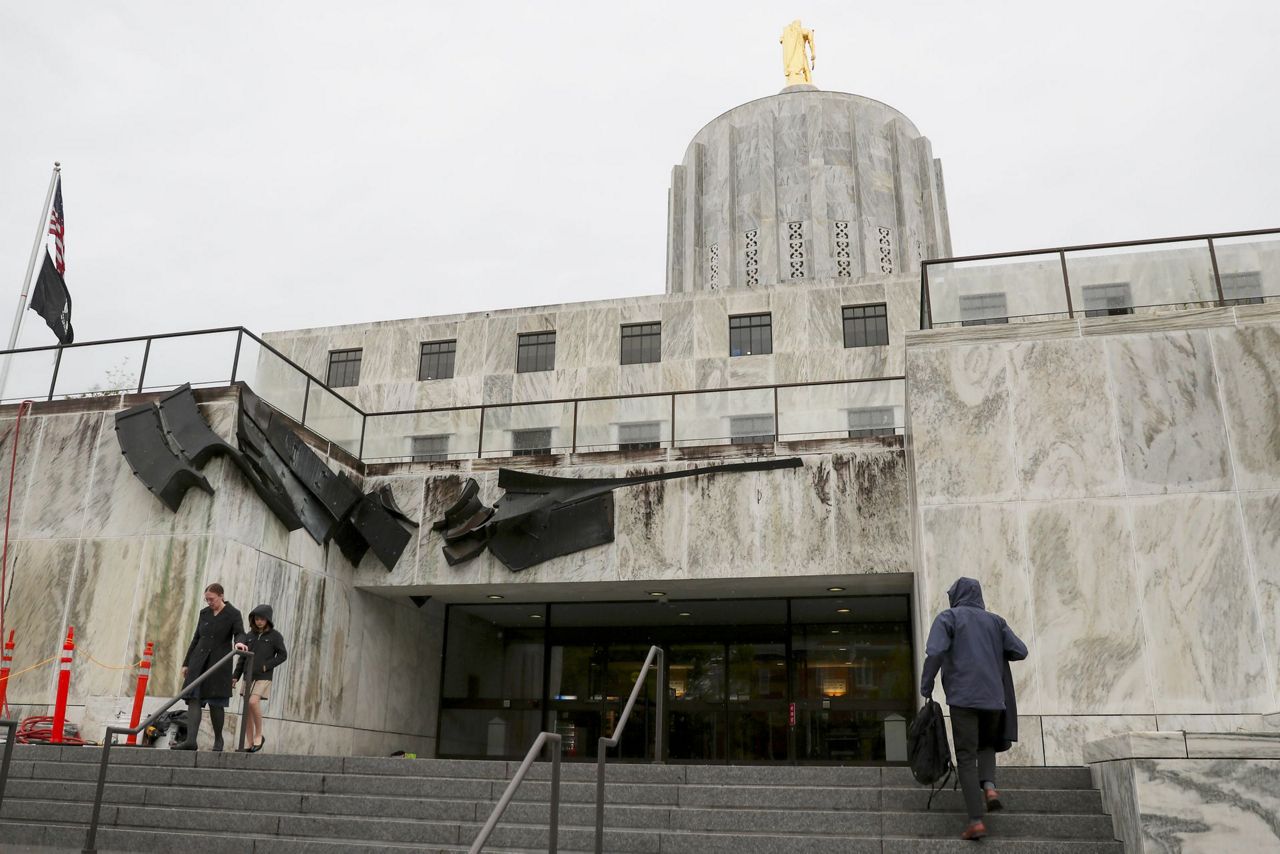 Why did Oregon GOP senators stay home? A look at the tension