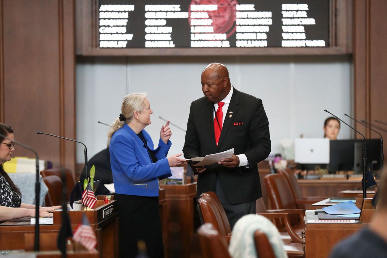 Hard to read? Oregon GOP boycott comes down to reading level