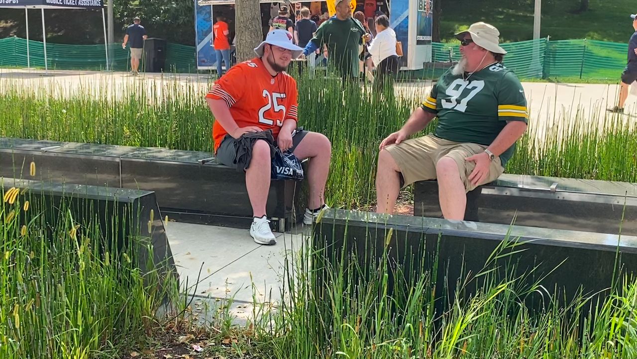Packers and Bears fans reflect on longest NFL rivalry