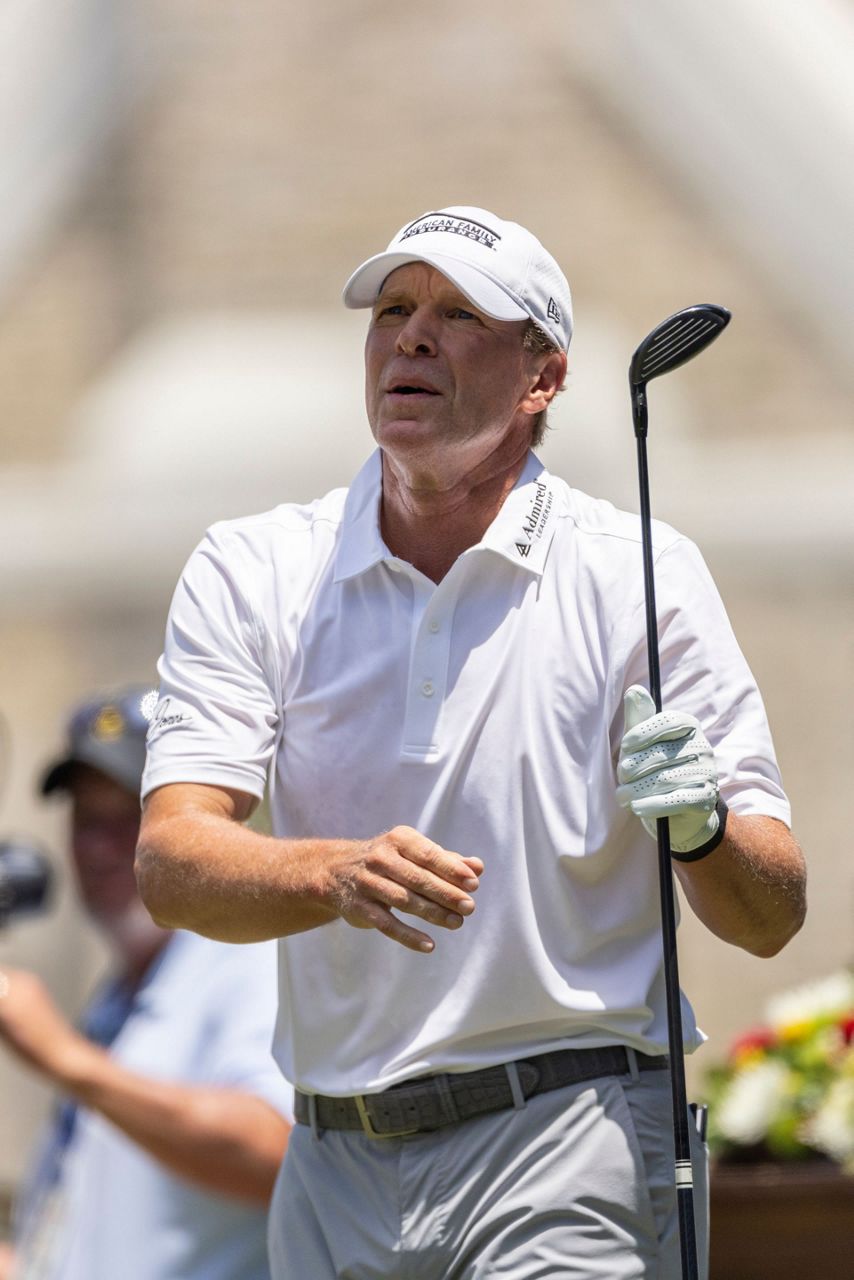 Stricker goes wire-to-wire for 2nd Regions Tradition win