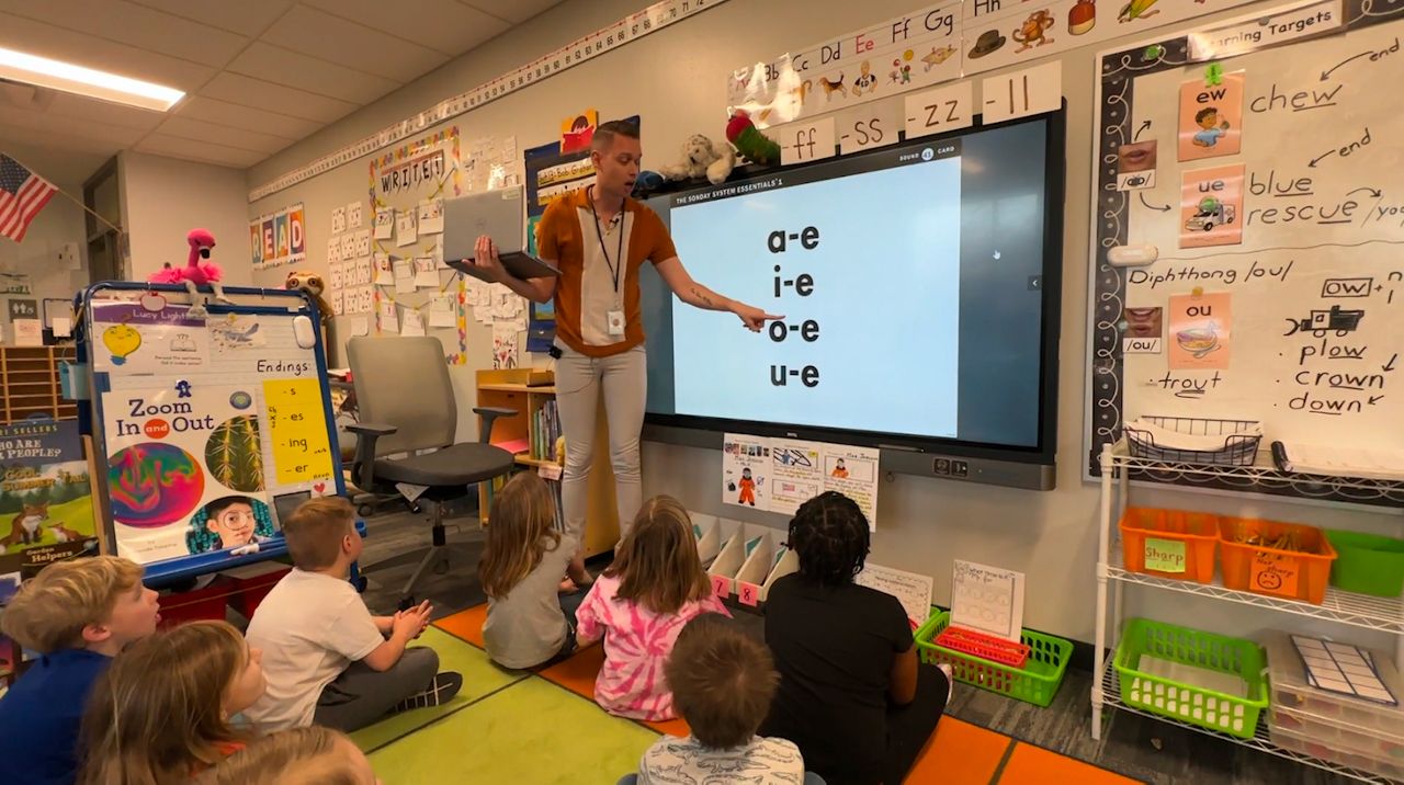 Wisconsin first-grade teacher gaining attention nationwide