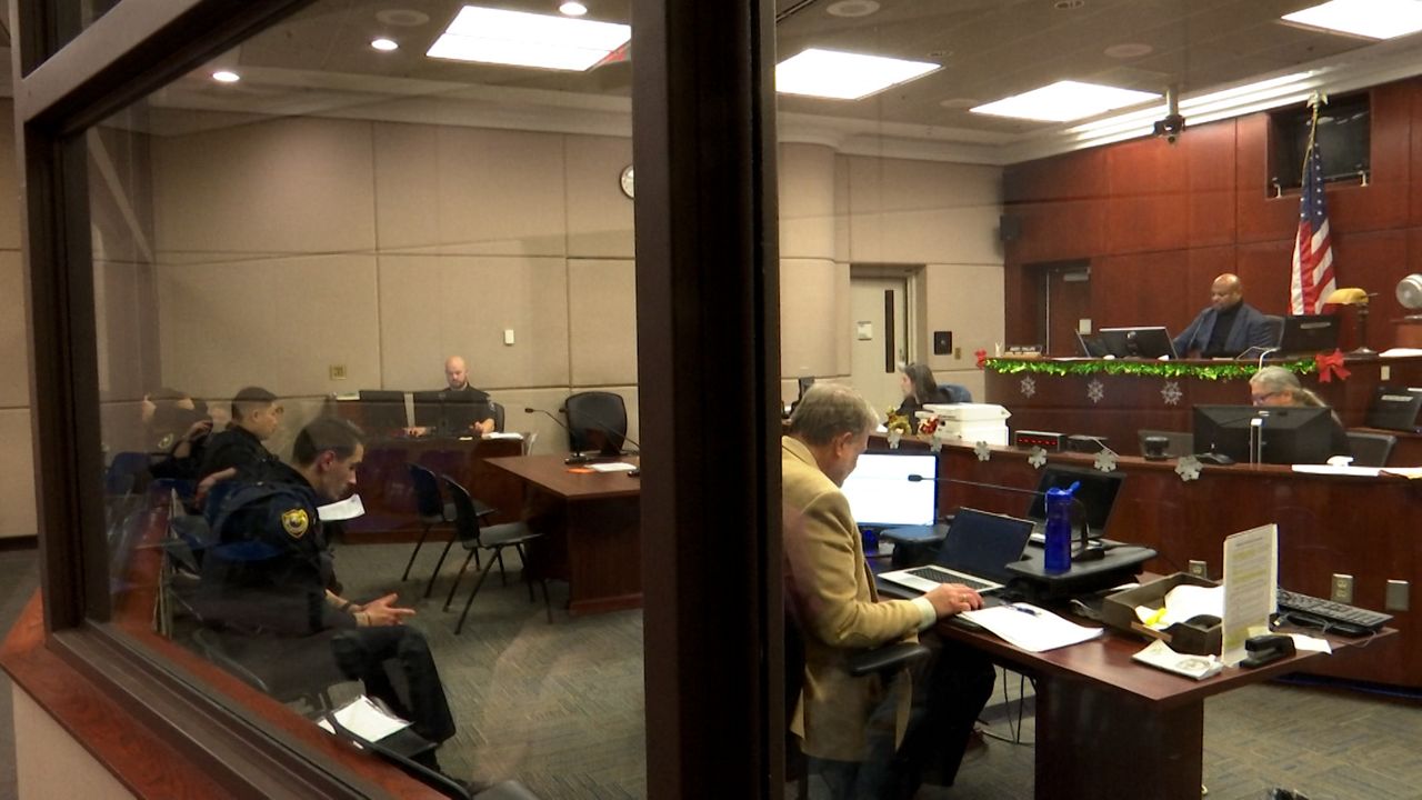 Lawsuit remains, Wisconsin public defender shortage persists