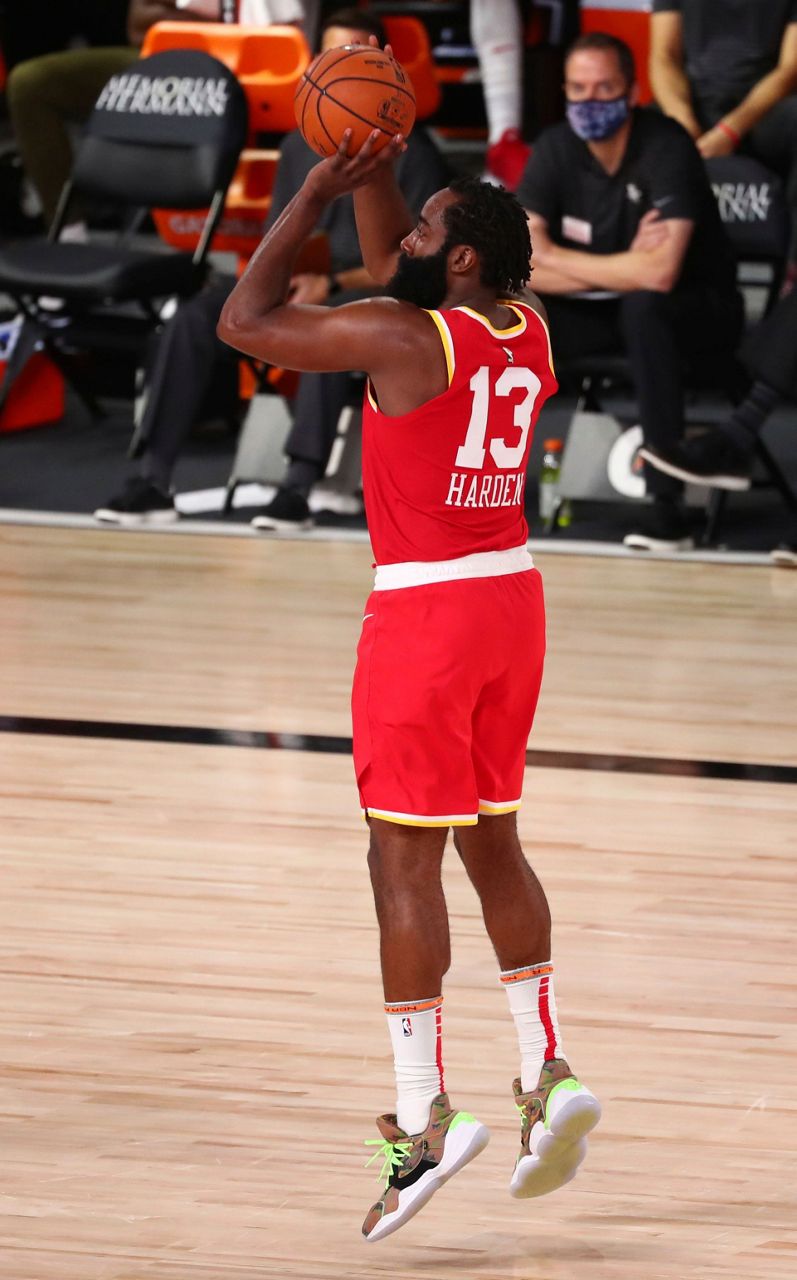 Turner helps Indiana hold off Harden rally to beat Rockets