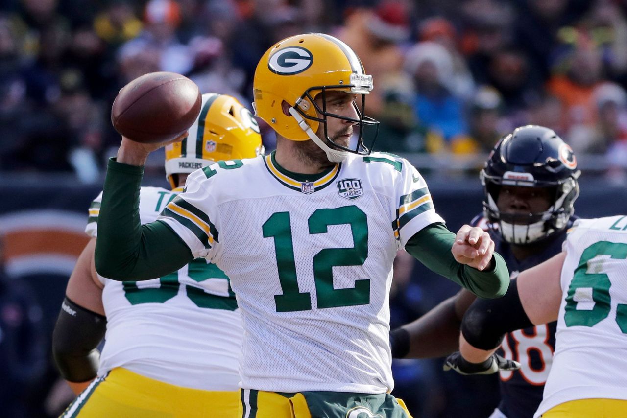 Bears clinch NFC North with 24-17 victory over Packers