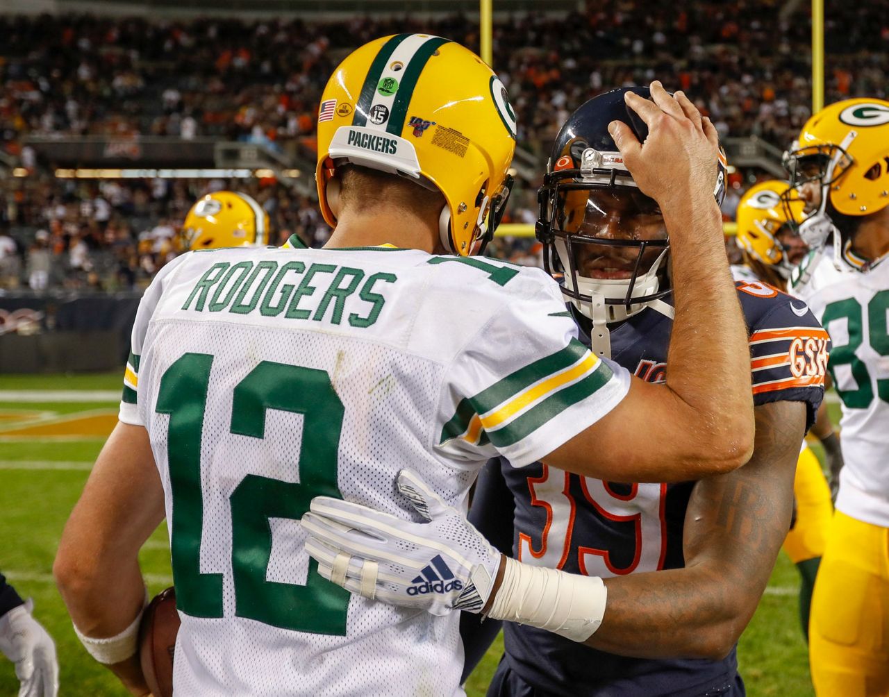 Packers D, Aaron Rodgers beat Bears 10-3 in opener