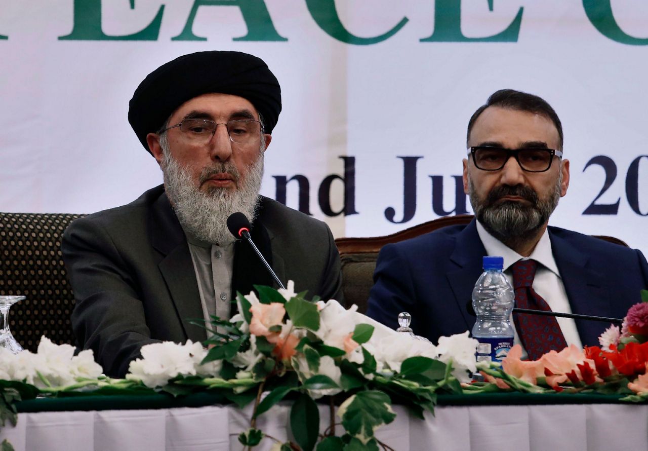 Afghan leaders begin peace summit in Pakistan