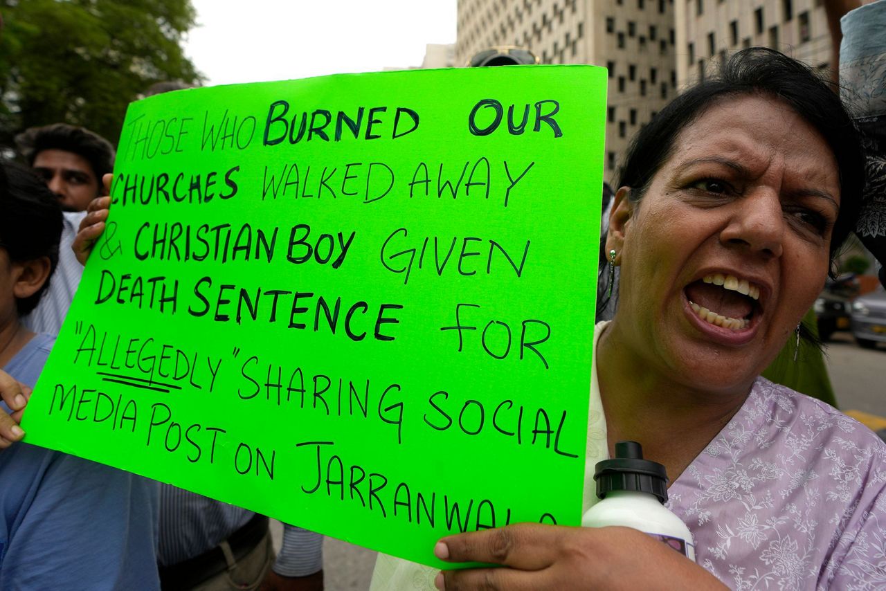 Dozens rally in Pakistan after a Christian man is sentenced to death ...