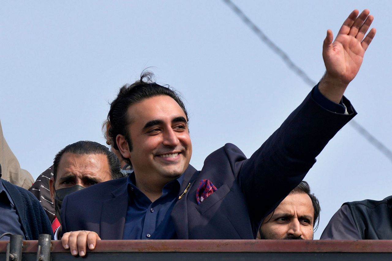 Pakistan's election: Who's running, what's the mood and will anything ...
