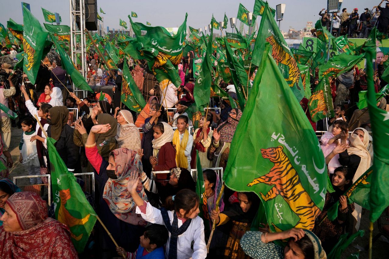 Pakistan's election: Who's running, what's the mood and will anything ...