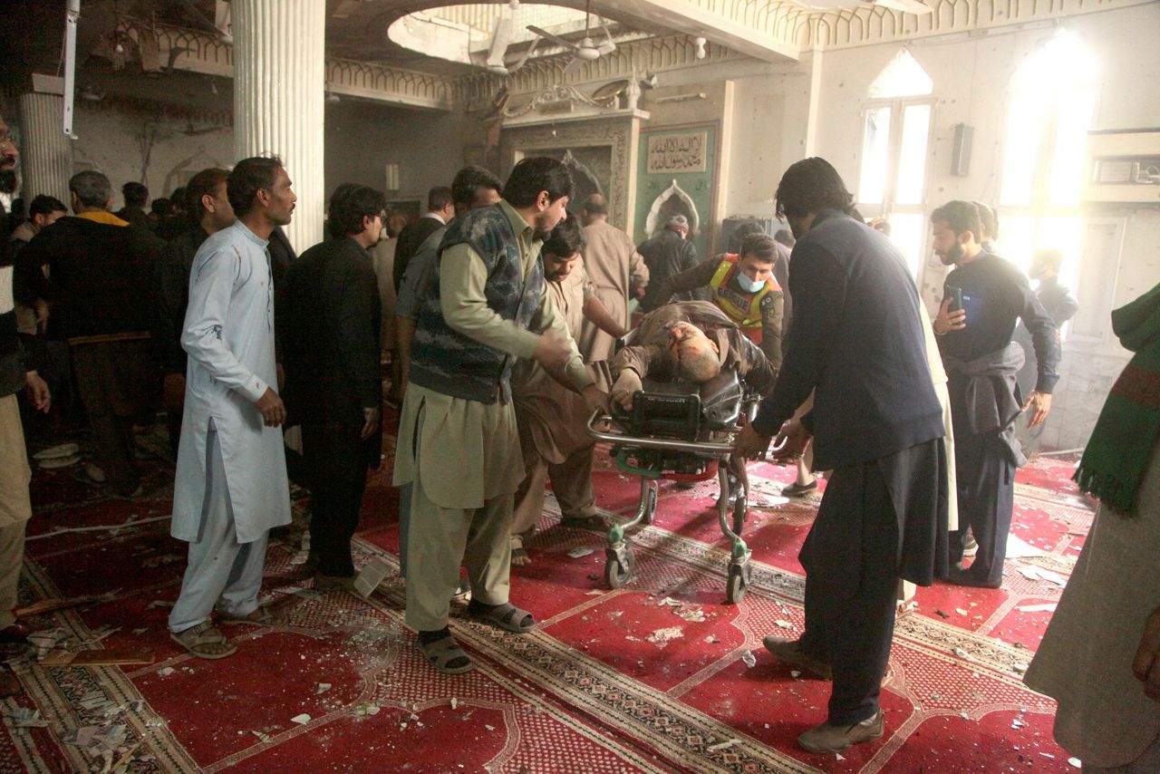 Mosque bombed in northwest Pakistan, at least 30 killed