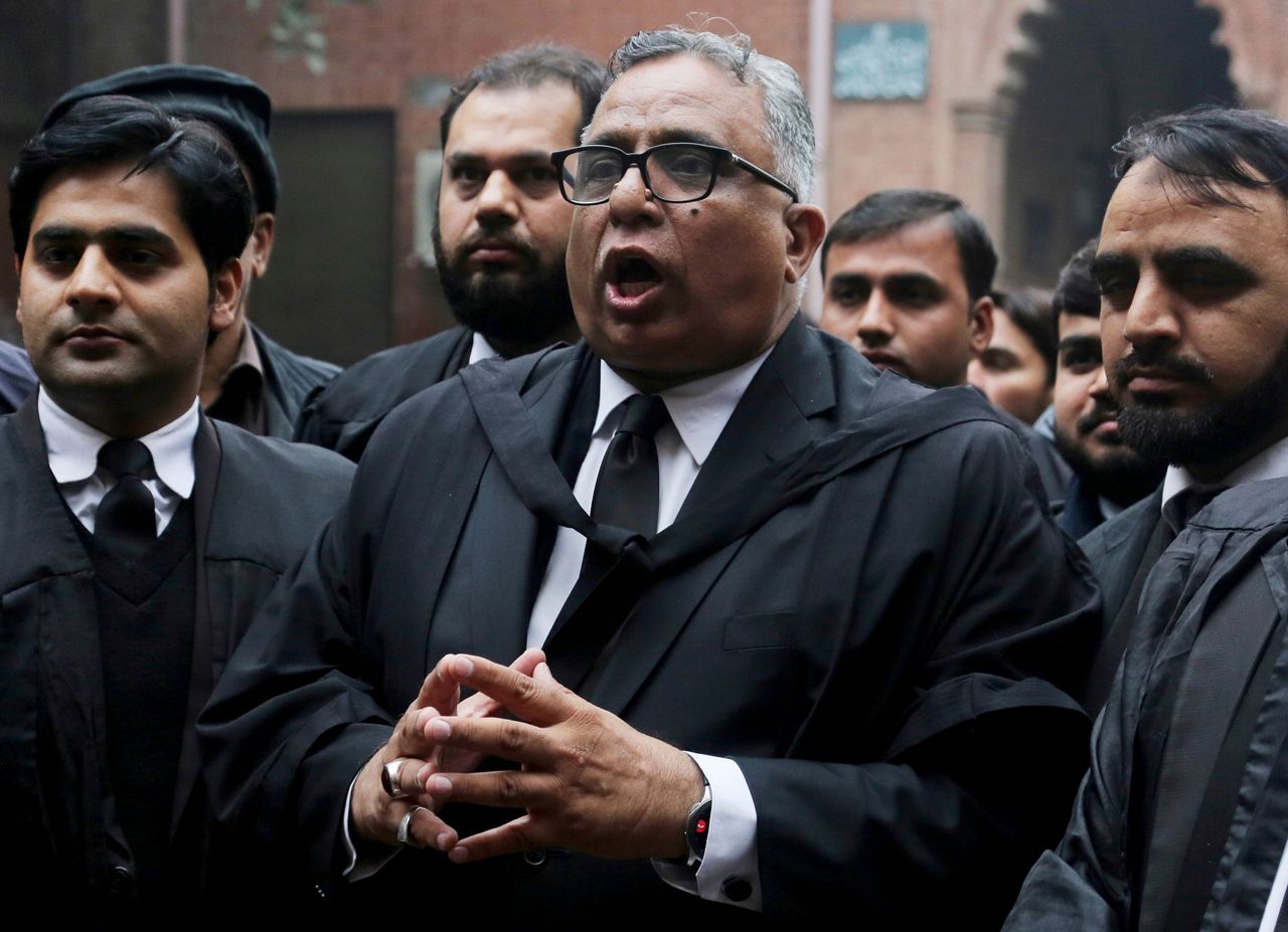 Pakistan court overturns death penalty for ex-president