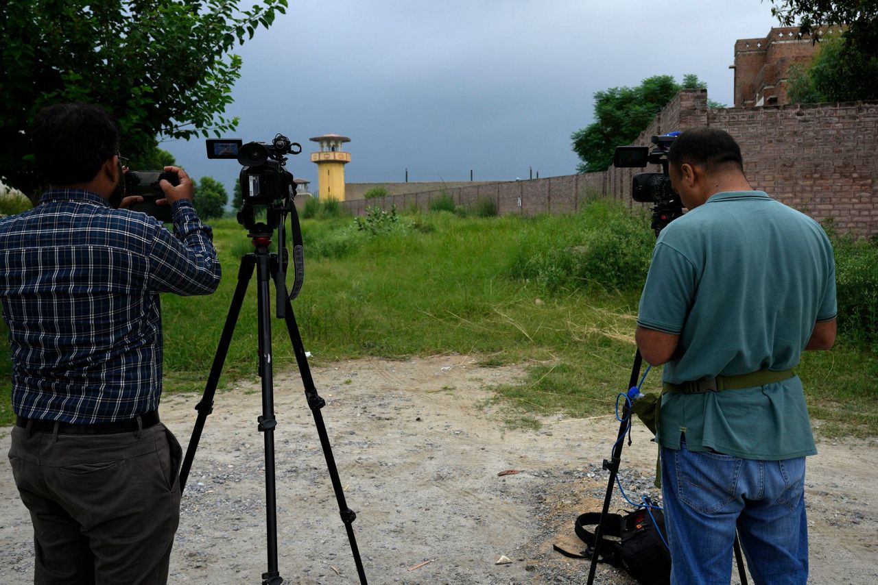 From high office to high security prison for ex-Pakistani PM Imran Khan ...