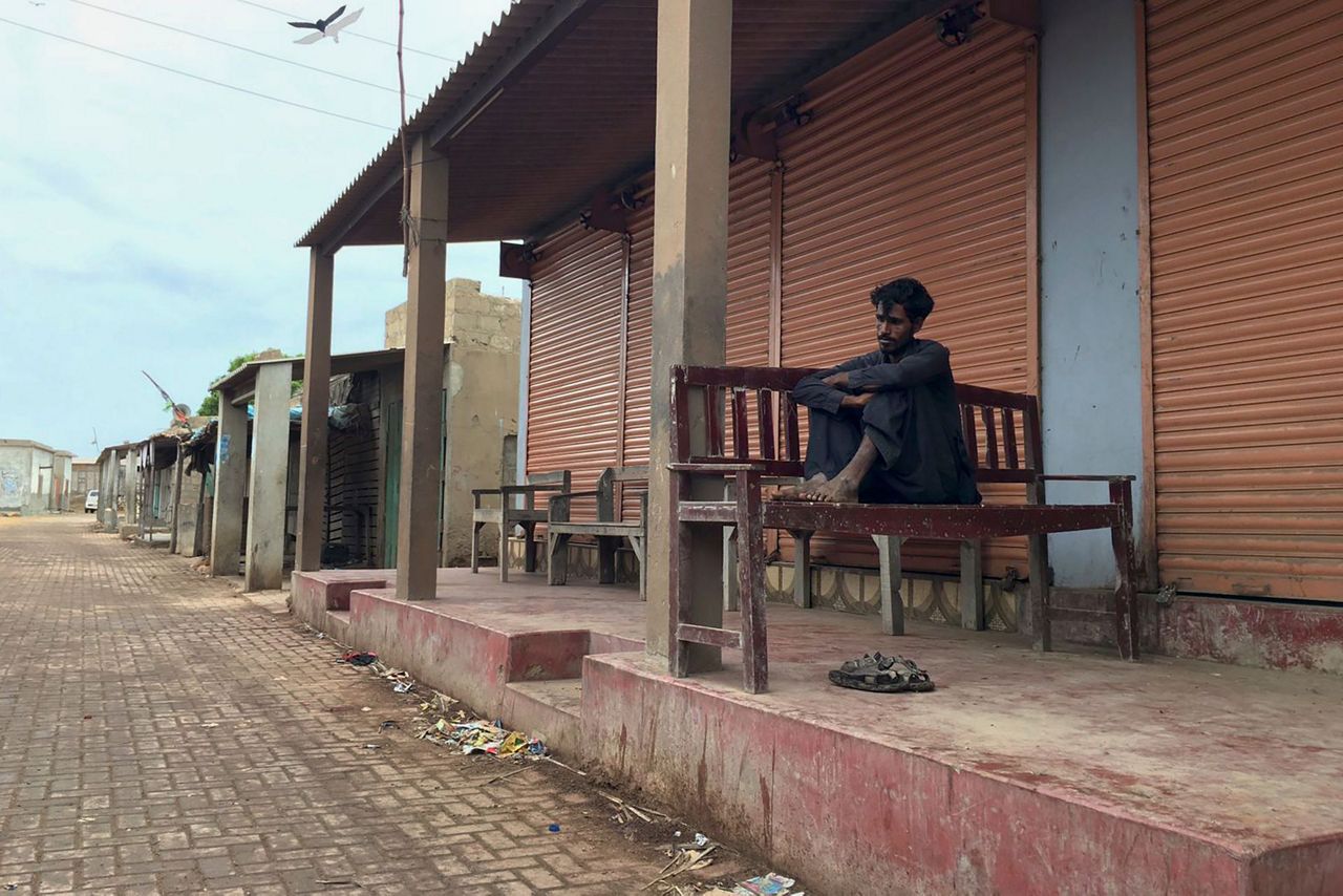 Thousands evacuated in India and Pakistan as Cyclone Biparjoy approaches