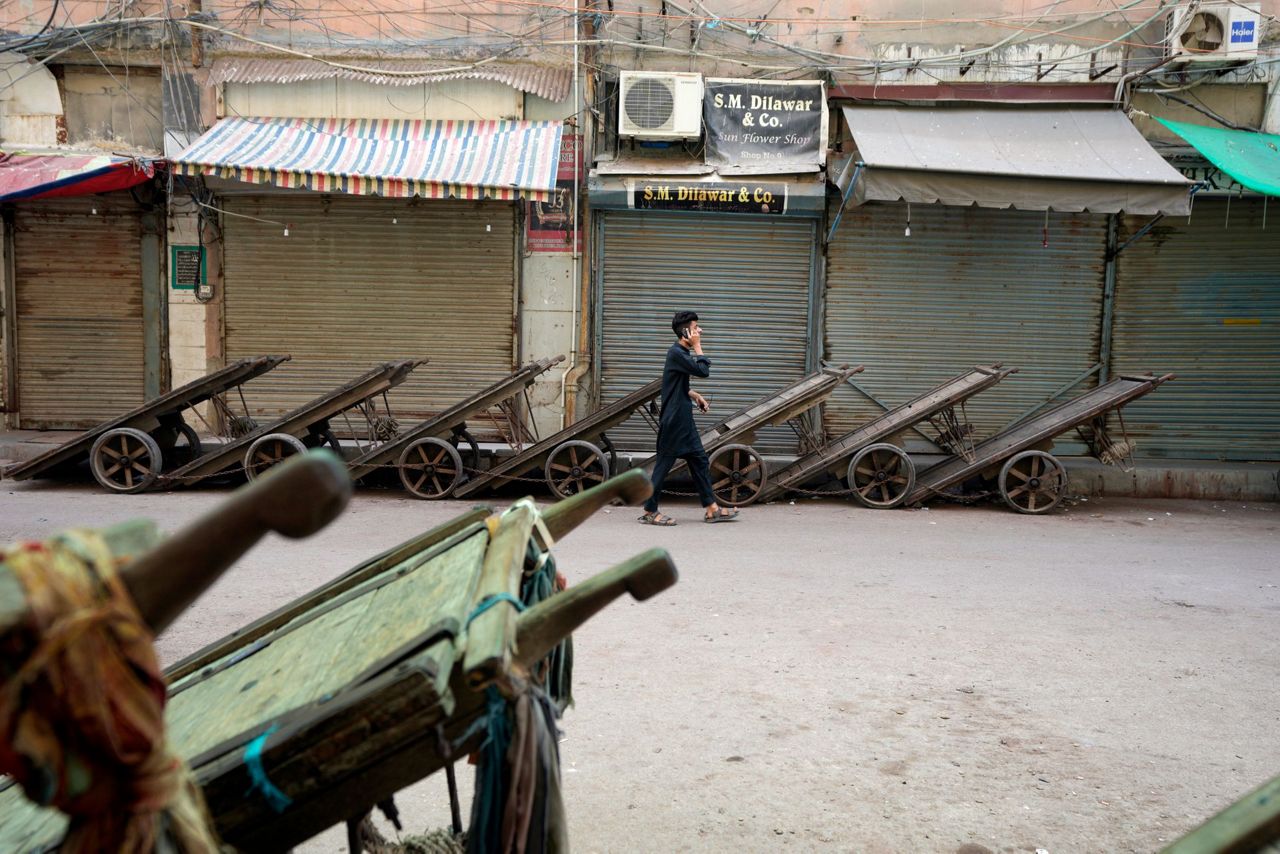 Pakistani traders strike countrywide against high inflation and utility ...