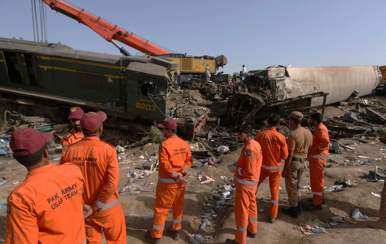 Official: Death toll rises to 63 in Pakistan train collision
