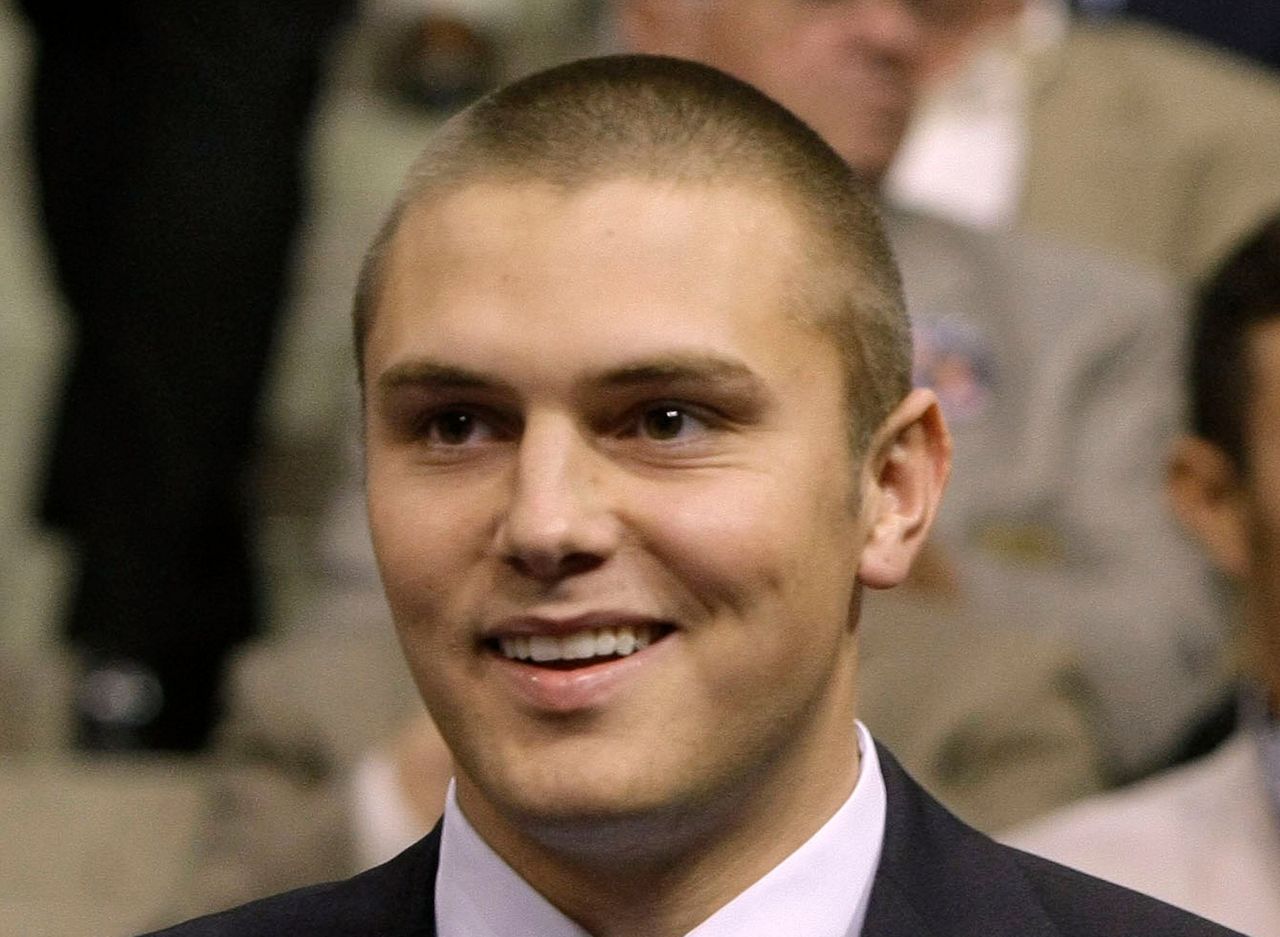 Sarah Palin's son checks into Alaska halfway house