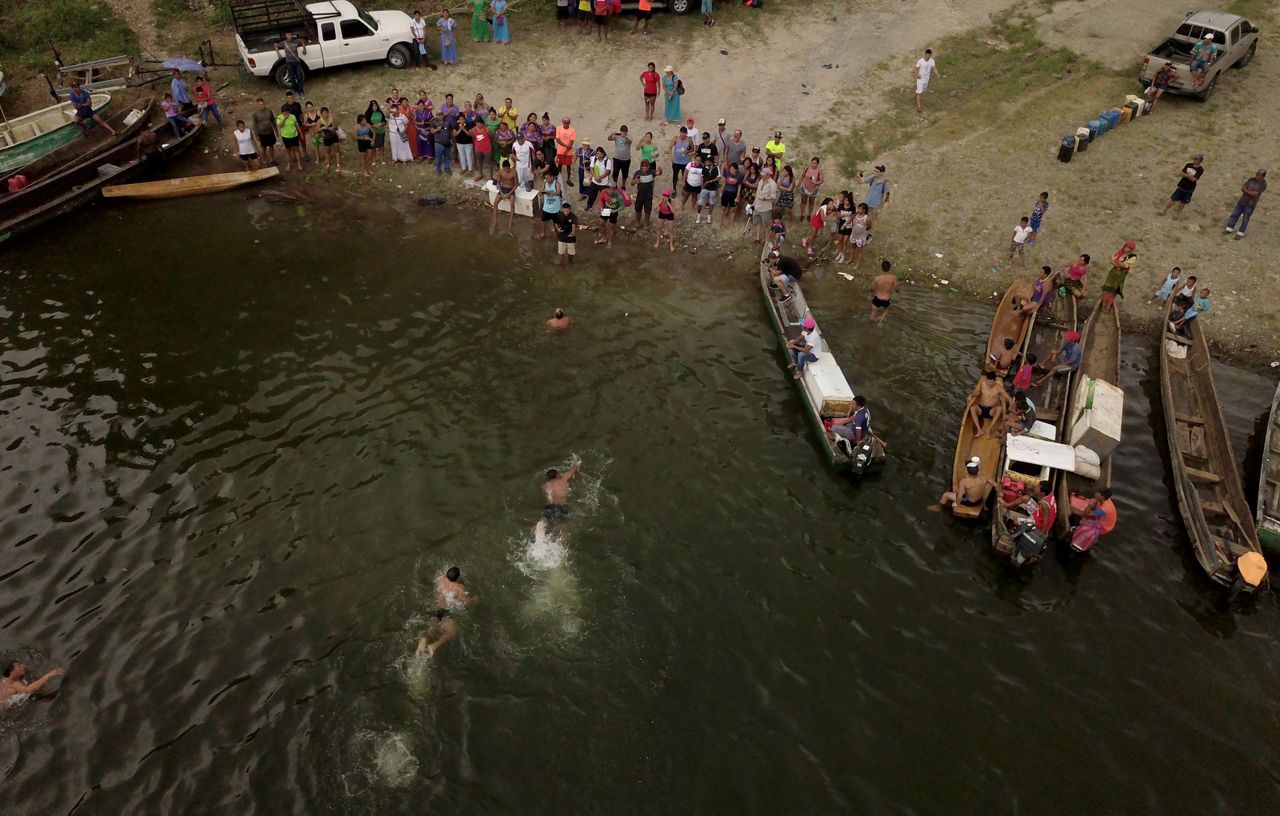AP PHOTOS: Indigenous Panamanians compete in ancestral games