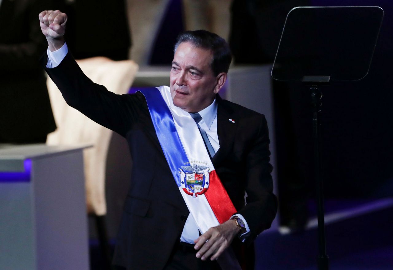 Panama swears in Laurentino Cortizo as president