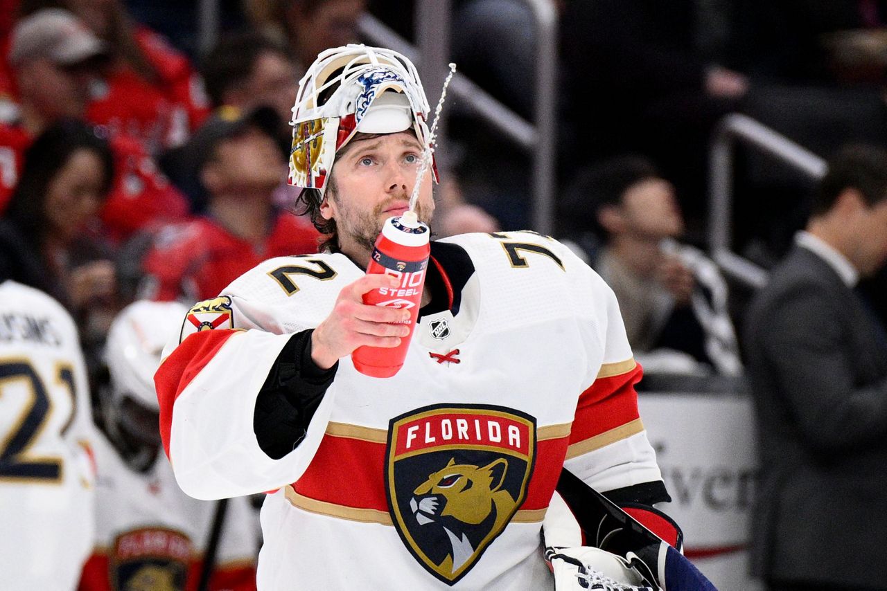 Vintage Sergei Bobrovsky making saves for surging Panthers