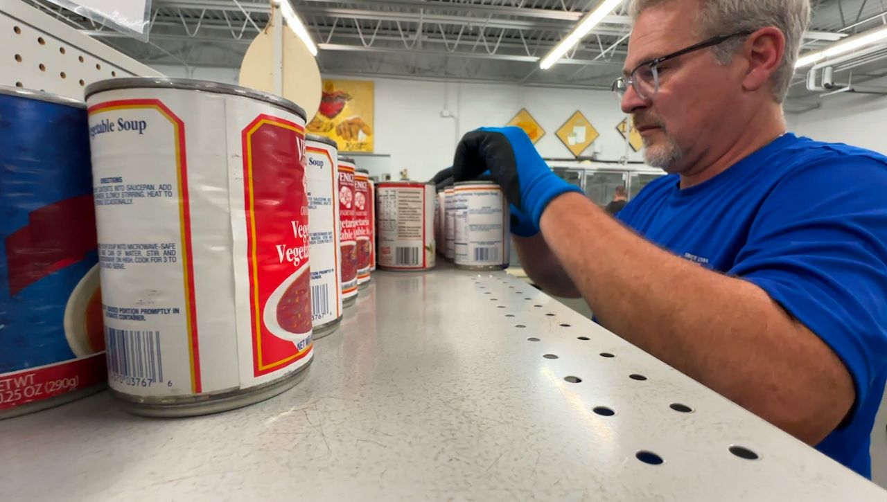 Wisconsin food pantries keep pulse on community needs