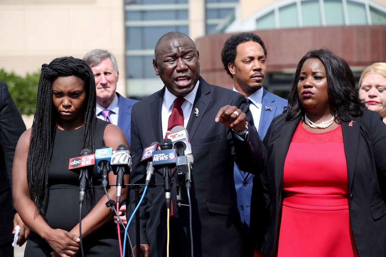 Attorney: White man must be charged in killing of black man