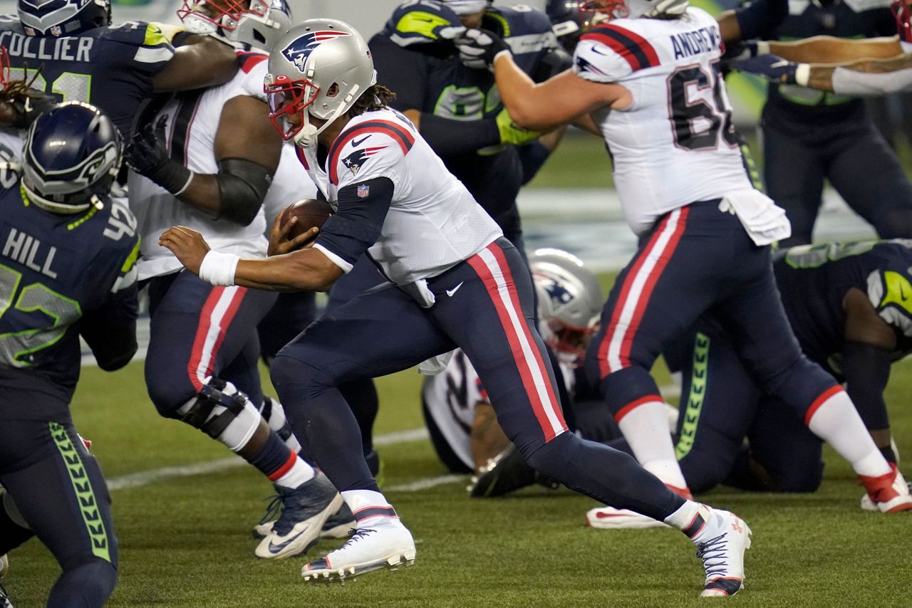 Seahawks stuff Newton on final play, beat Patriots 35-30