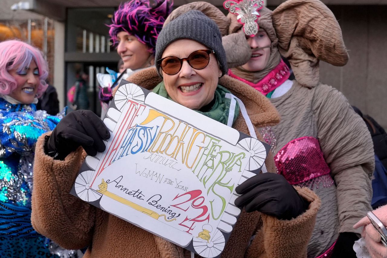 Annette Bening honored as Harvard's Hasty Pudding Woman of the Year