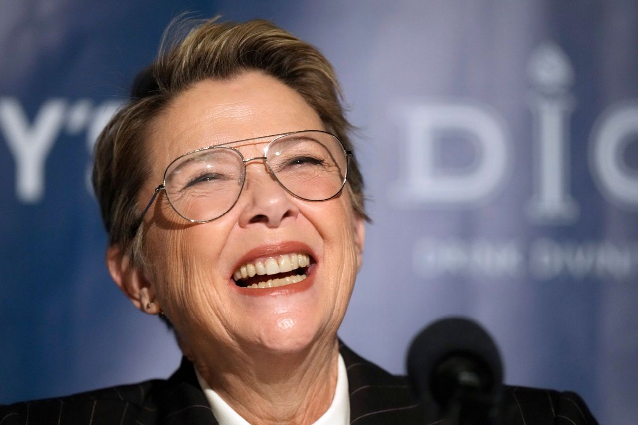 Annette Bening honored as Harvard's Hasty Pudding Woman of the Year
