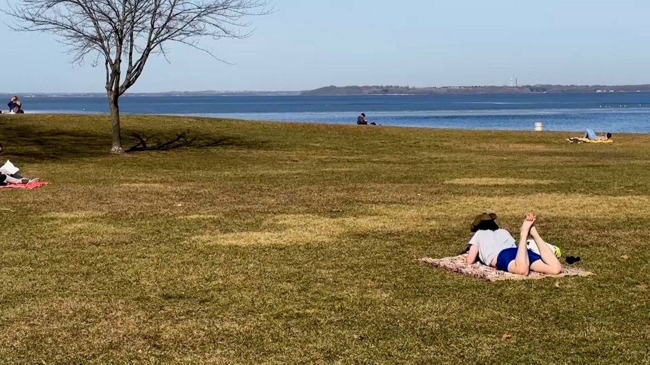 Madison sees record-breaking temperature swing