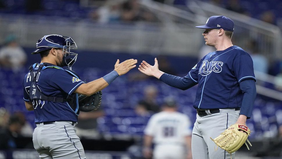Lowe and Arozarena help Rays beat Marlins 3-0 in 10 innings
