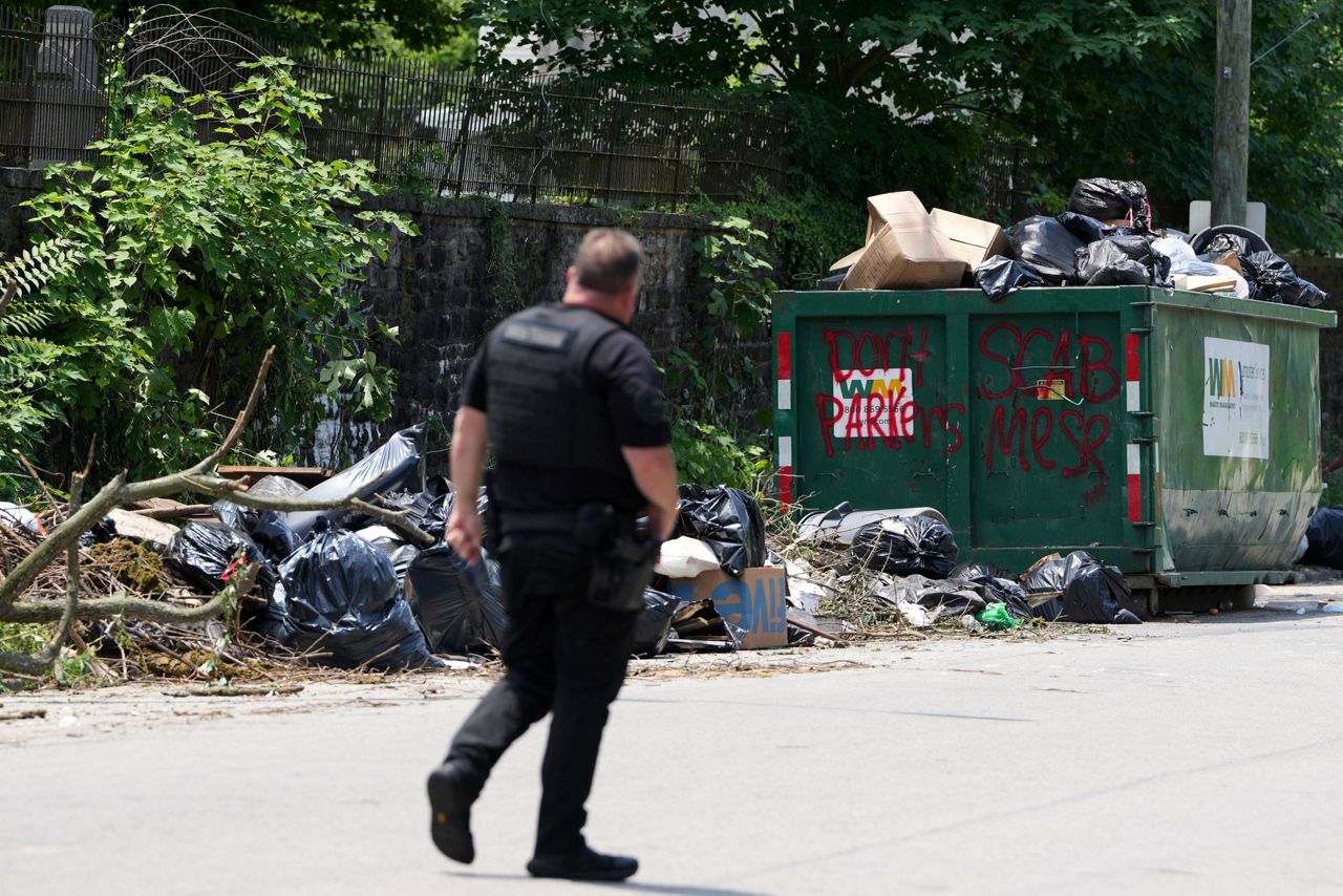 Philadelphia workers and city reach a deal to end strike that halted ...