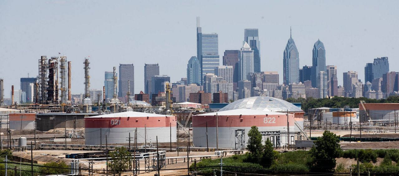 Largest oil refinery on East Coast will close after fire