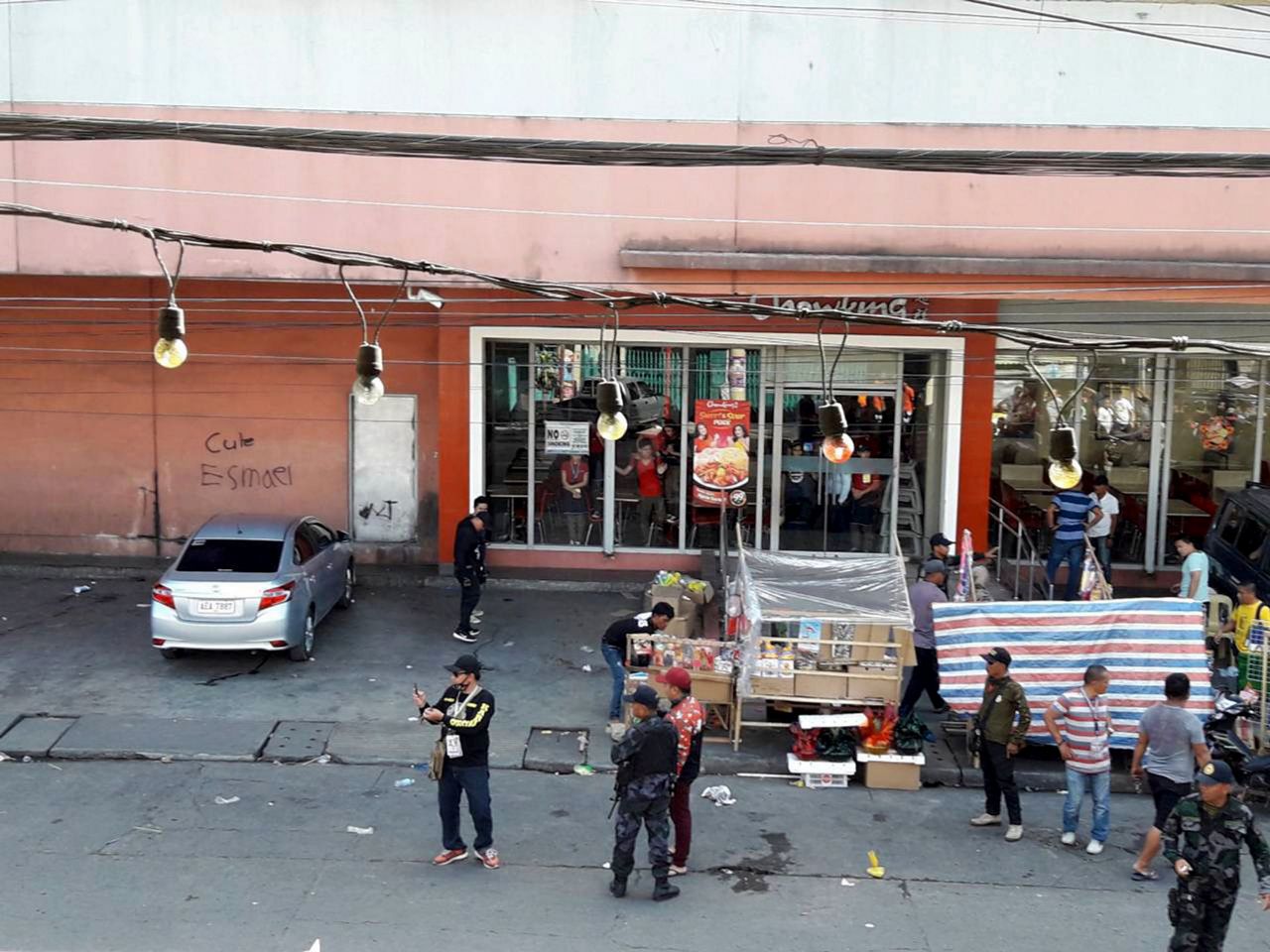 2 dead, 21 wounded in bomb blast at Philippine shopping mall