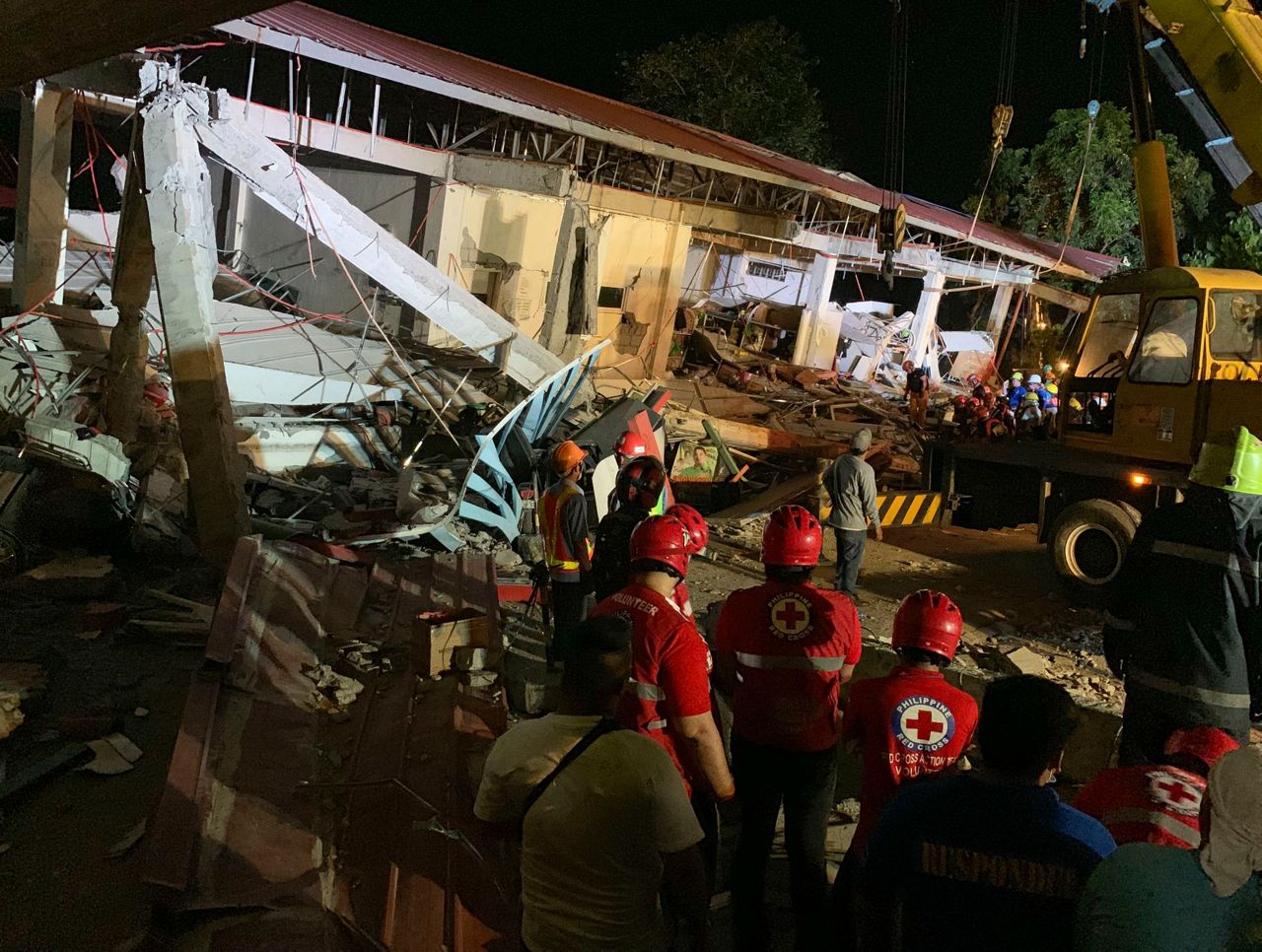 Strong earthquake shakes areas north of Philippine capital