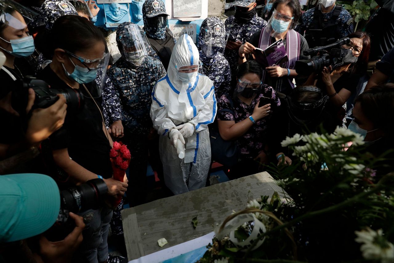Philippine activists say detainee's treatment was cruel